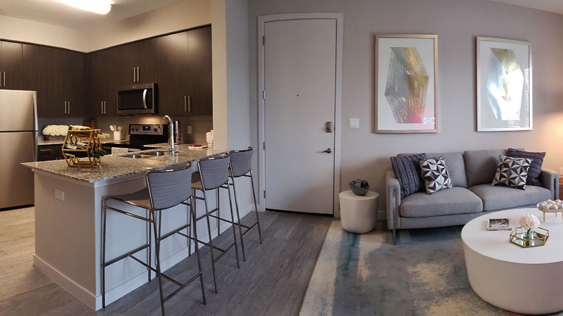 Icon One Daytona Vacations Rentals Daytona Beach